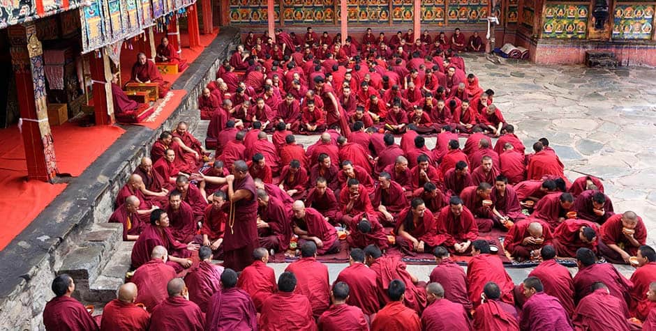 Monlam Festival • I Tibet Travel and Tours