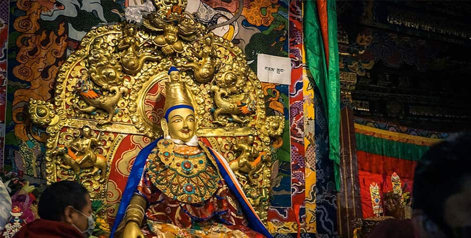 Songtsen Gampo སྲོང་བཙན་སྒམ་པོ་ | Tenzin Travel and Tours